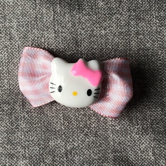 Hello Kitty | Accessories | Hello Kitty Pink Bow Hair Clip | Poshmark